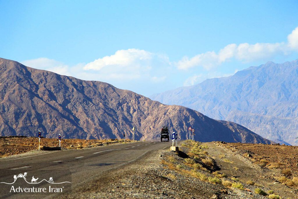 4x4 off road and Camping in the Dasht-e LUT desert - ADVENTURE IRAN ...