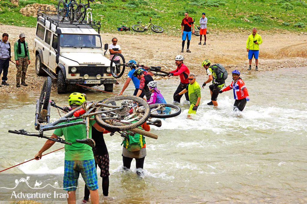 Cycling through the main highlights of Iran - ADVENTURE IRAN Official ...