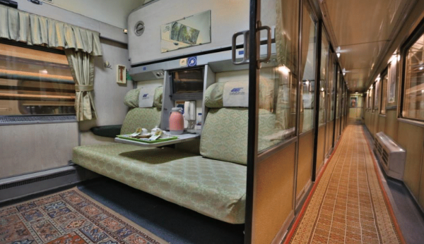 Iran trains costs and classes - ADVENTURE IRAN Official Website ...